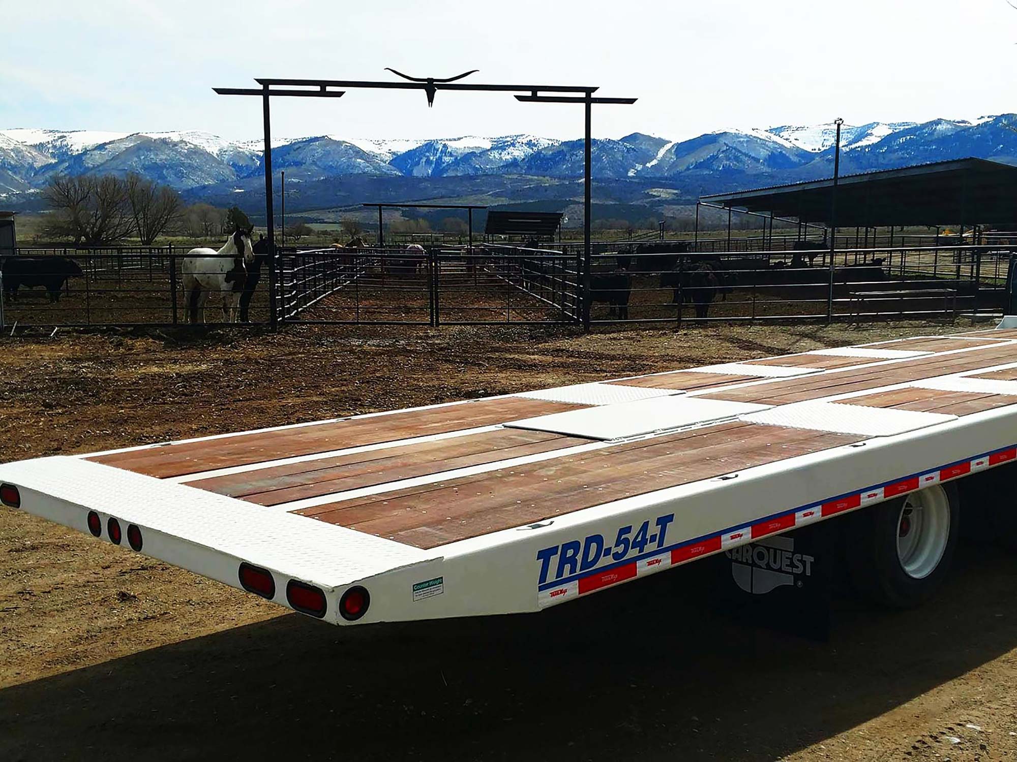 Flatbed Flooring - Nova Industrial Products