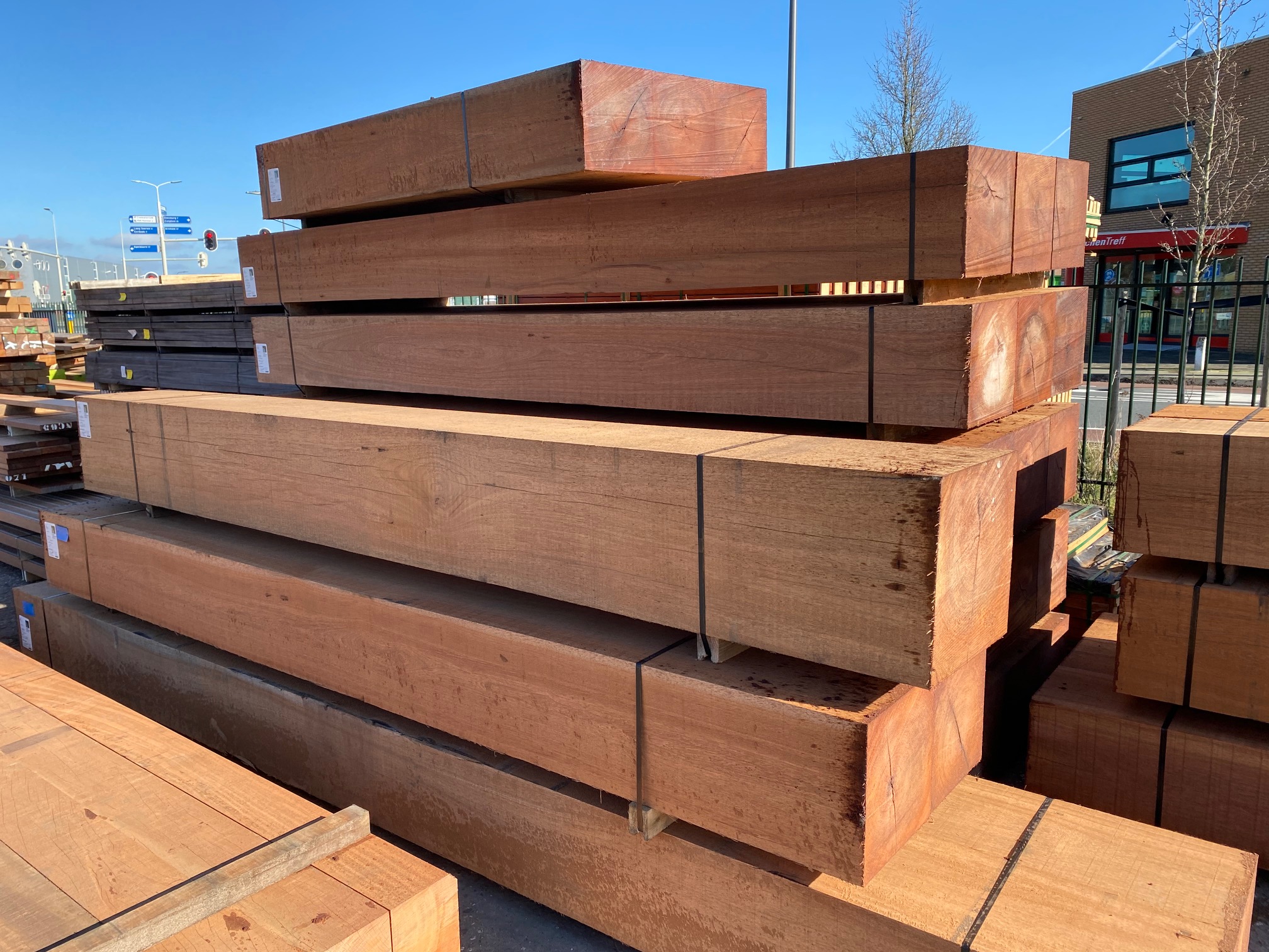 Reclaimed Hardwood Timbers